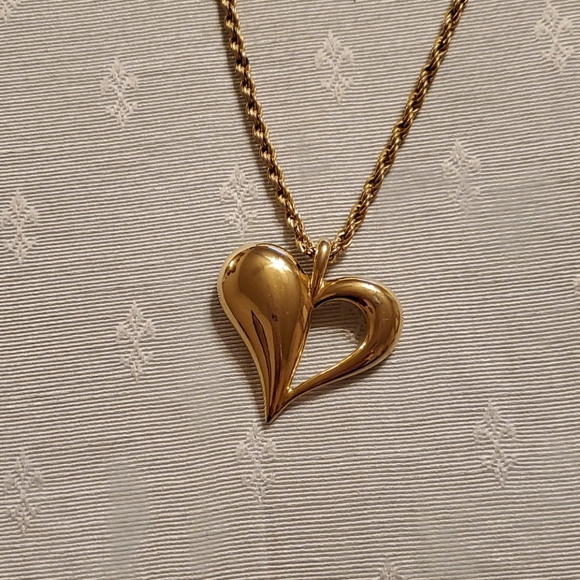 Vintage | Jewelry | Vintage Gold Heart Pendant With Rope Chain | Poshmark